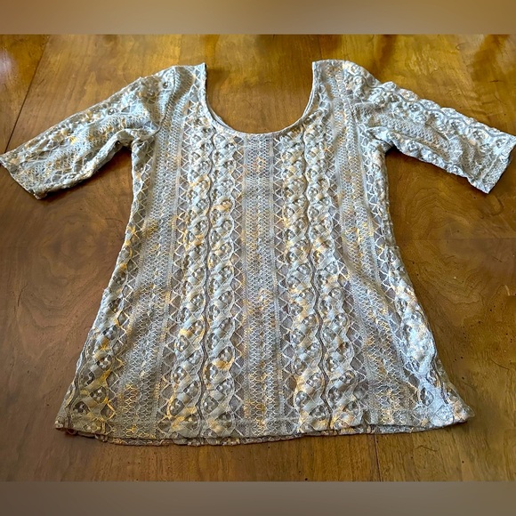 Wallpapher | Tops | Ladies Short Sleeve Lace Top Beautiful Taupe And ...